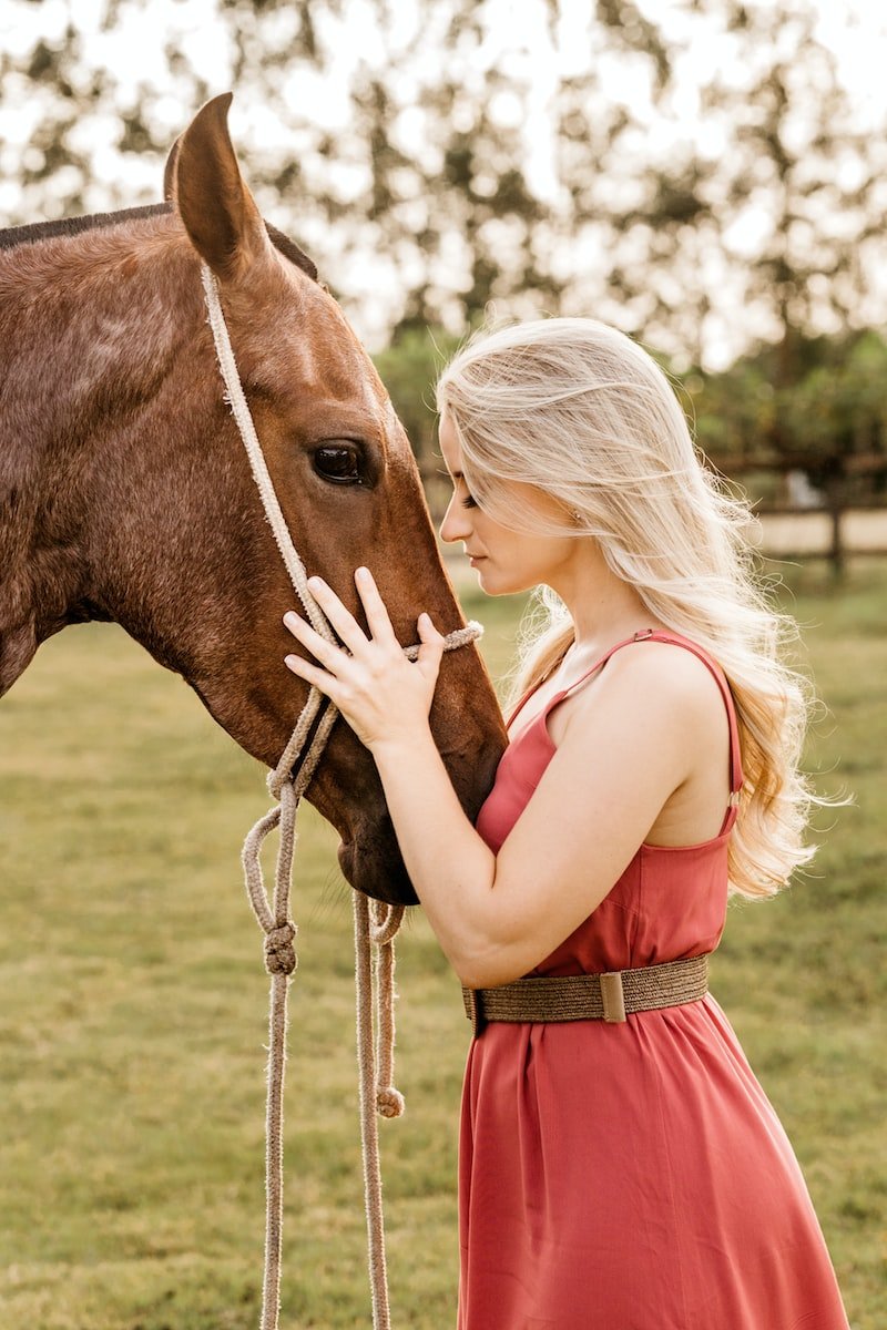 Contacts - Healing Herd Therapies
